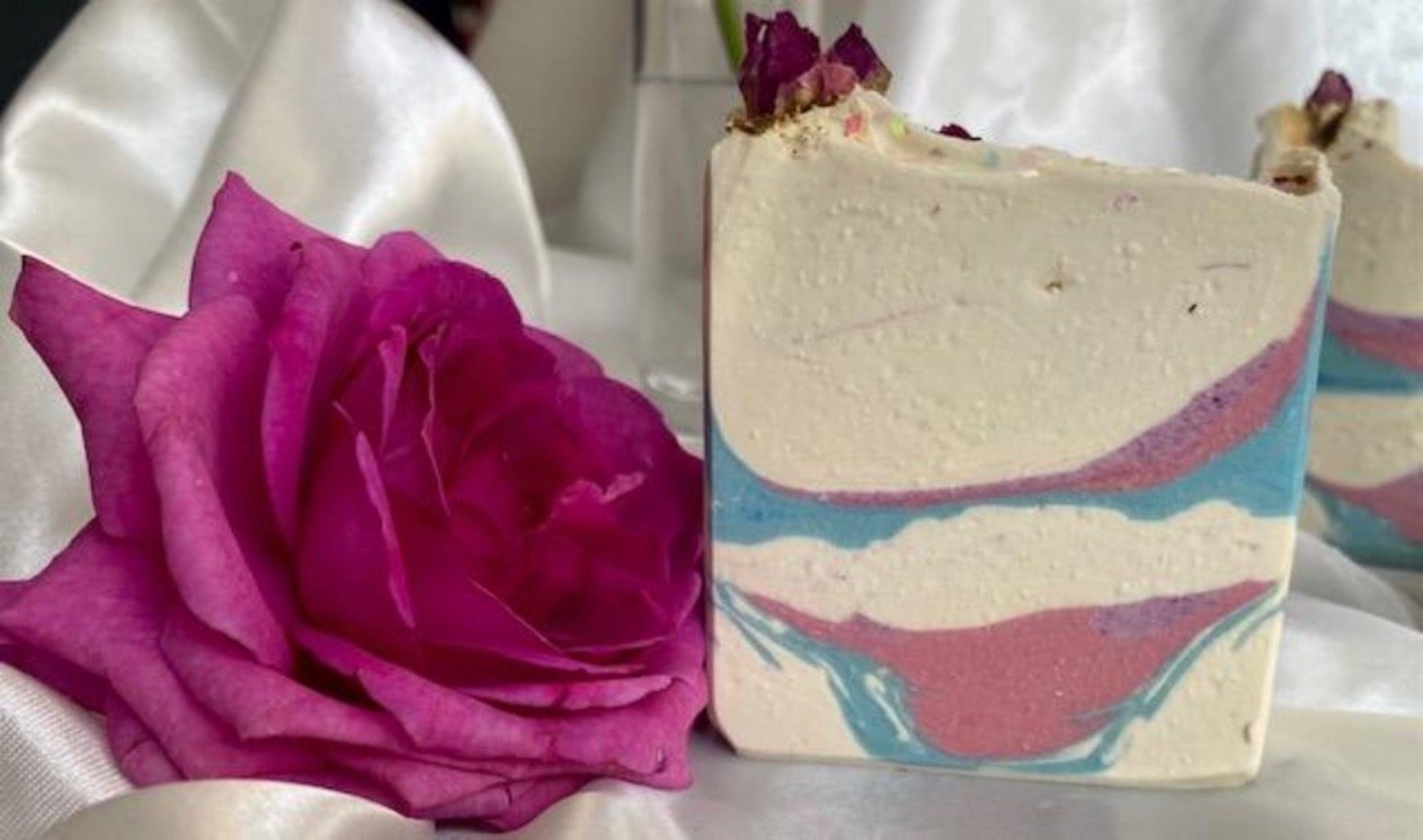 "Steph" - Rose, Jasmine, Carnation and Citrus – Dougie Rose Soap