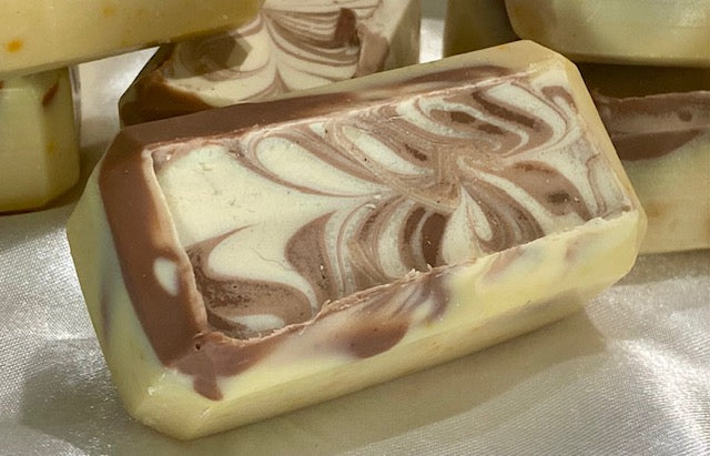 Lemon Swirl – Dougie Rose Soap